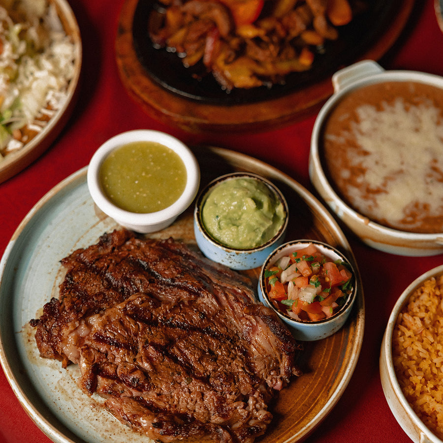 Hours & Location – Casa Vega